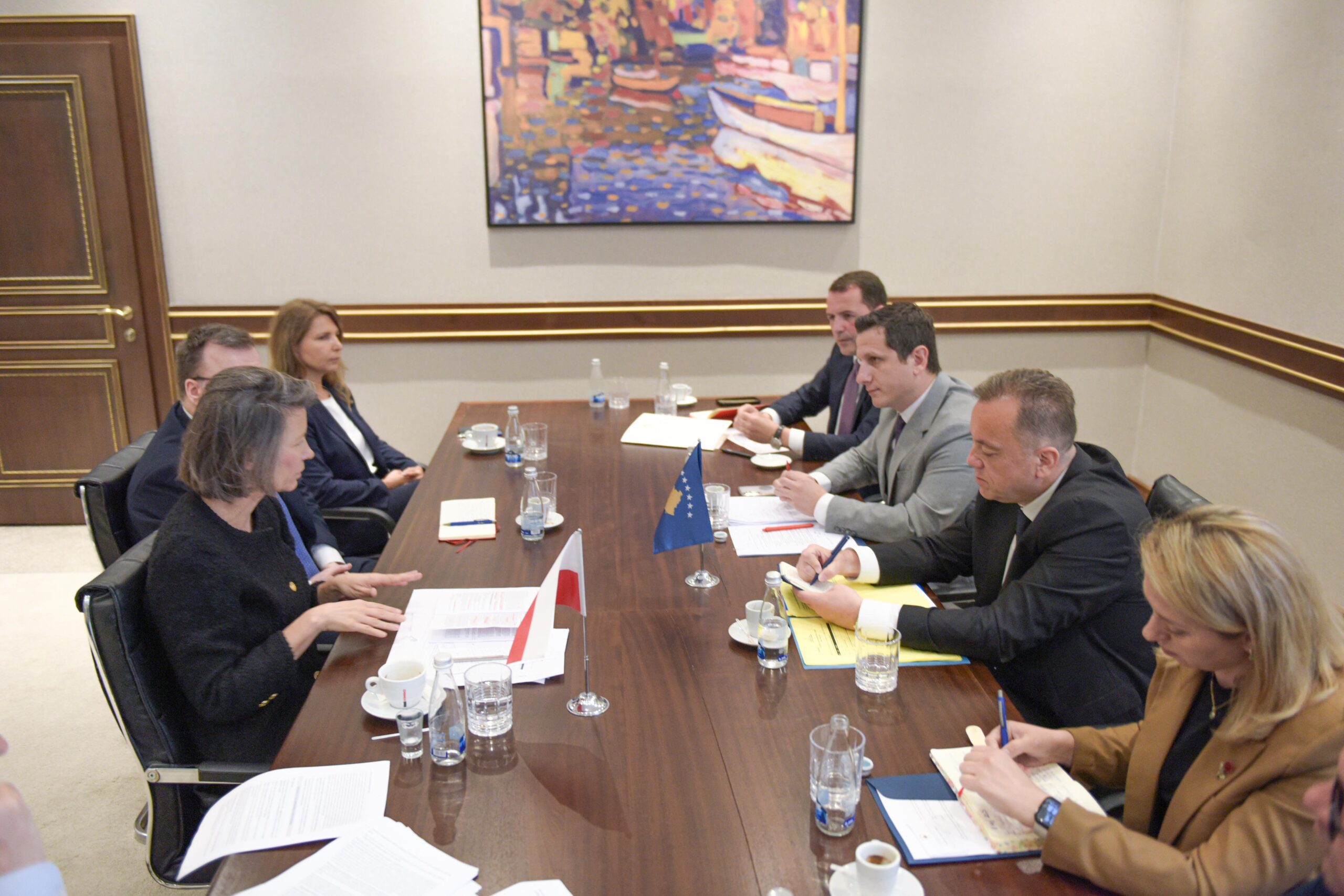 Zhvillohen konsultime politike ndërmjet Ministrive të Punëve të Jashtme ...